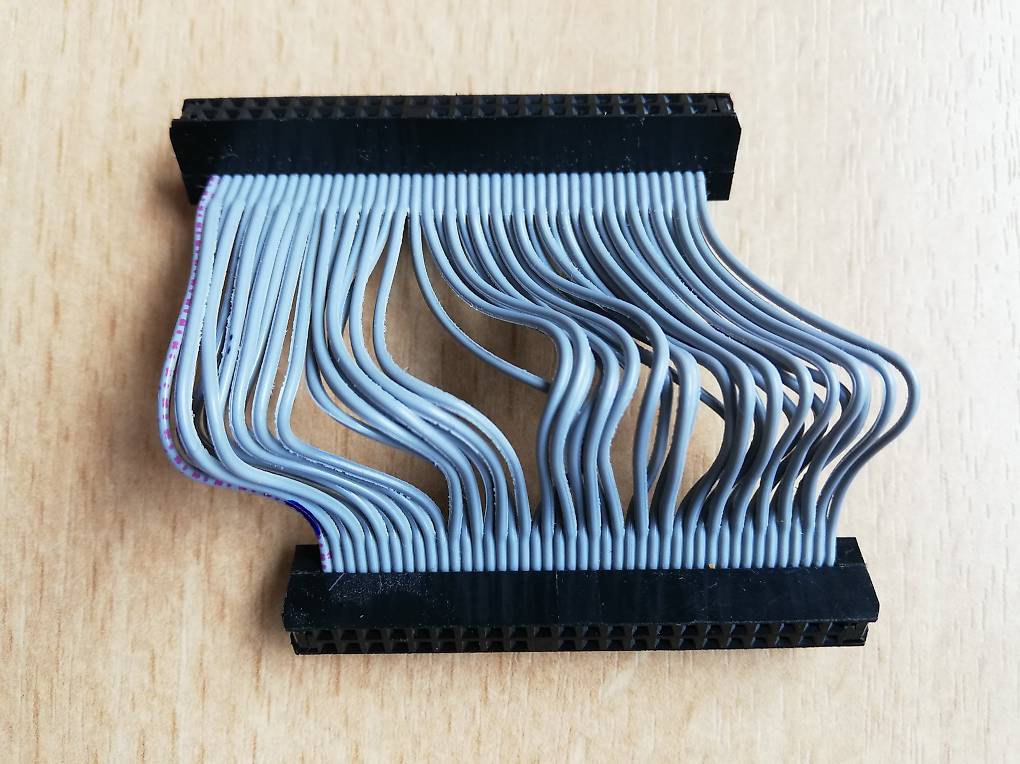 Kabel IDE kurz 44-adrig 5cm - Buchse auf Buchse 44-pin im Kanton Bern ...