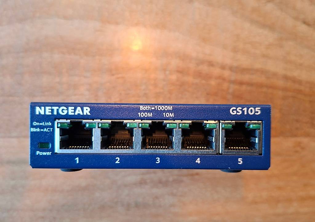 Netgear ProSAFE GS105 - 5-Port Gigabit Switch im Kanton Bern - tutti.ch