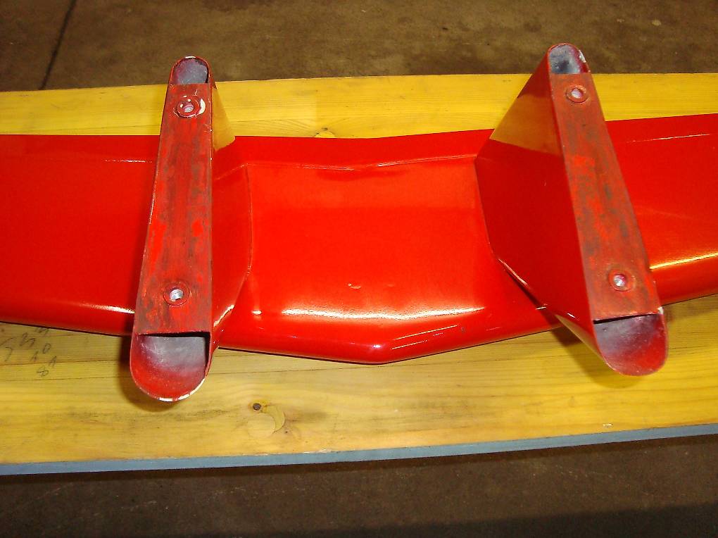 Heck-Spoiler De Tomaso Pantera GT 5 im Kanton Zürich - tutti.ch