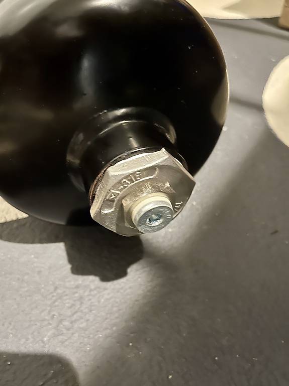 KNF Kompressor inkl. Powersupply und Drucktank im Kanton Luzern - tutti.ch