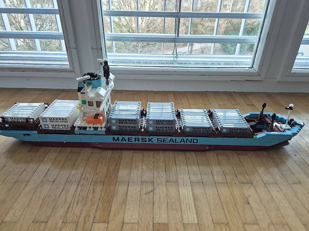 Lego 10152 MAERSK SEALAND, Containerschiff "2005 Edition" im Kanton ...