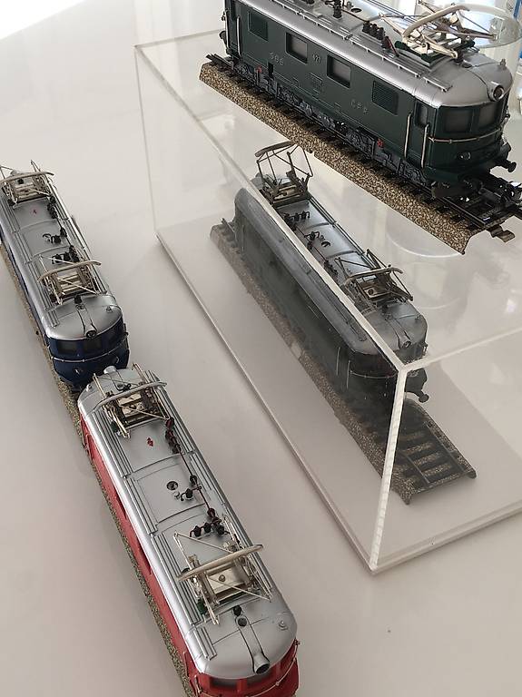 Märklin Ret 800, Res 800, Re 800, HO, AC im Kanton Bern - tutti.ch