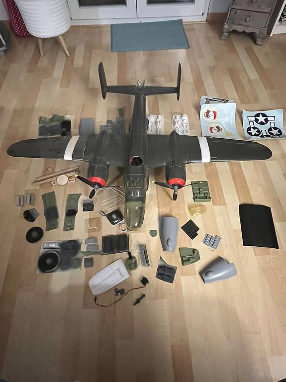 Ferngesteuerter Apache Princess Bomber im Kanton Aargau - tutti.ch