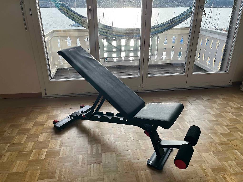 Decathlon Corength Hantelbank 900 im Kanton Bern - tutti.ch