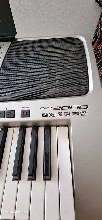Yamaha Keyboard PSR2000 im Kanton Basel-Landschaft - tutti.ch