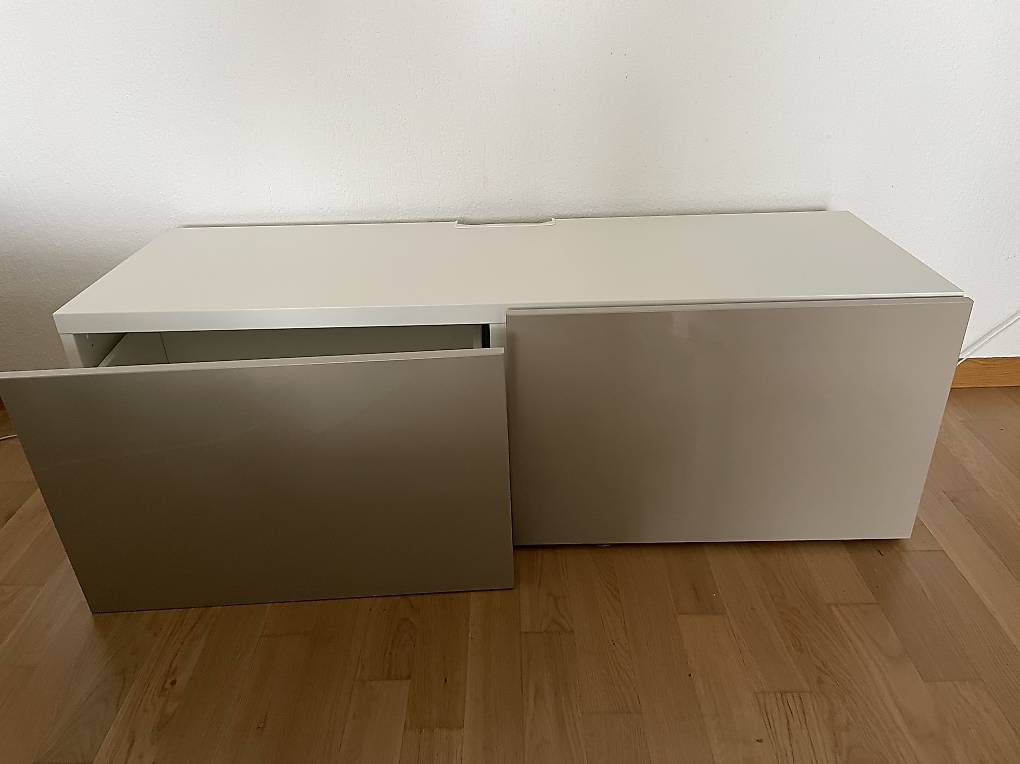 IKEA Besta Lowboard im Kanton Aargau - tutti.ch