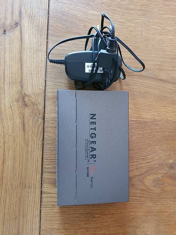 Netgear ProSAFE Plus Switch mit PoE im Kanton Solothurn - tutti.ch