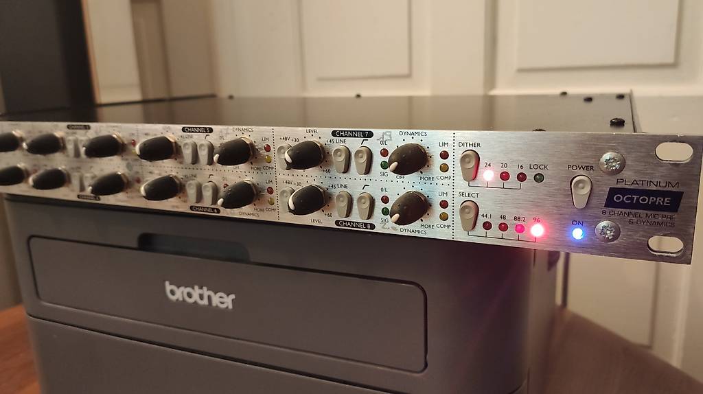 Focusrite Platinum Voice master (Preamp) im Kanton Zürich - tutti.ch