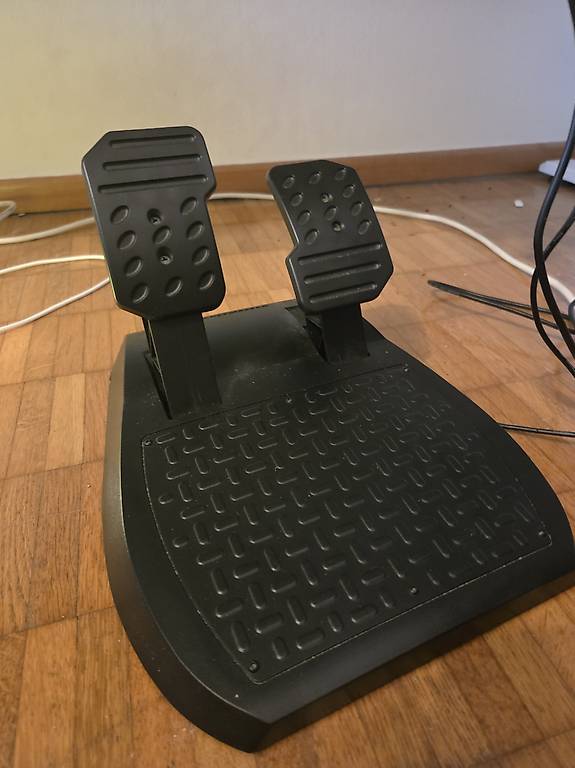 Thrustmaster T80 Ferrari 488 GTB Edition. im Kanton Tessin - tutti.ch