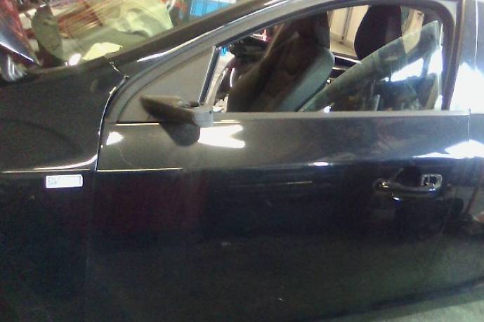 32291064 Türe vorne Links Volvo V60 im Kanton Luzern - tutti.ch