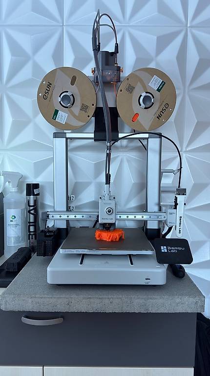 Bambu Lab A1 Combo Mit Zubehör Neuwertig Top Zustand im Kanton Wallis ...