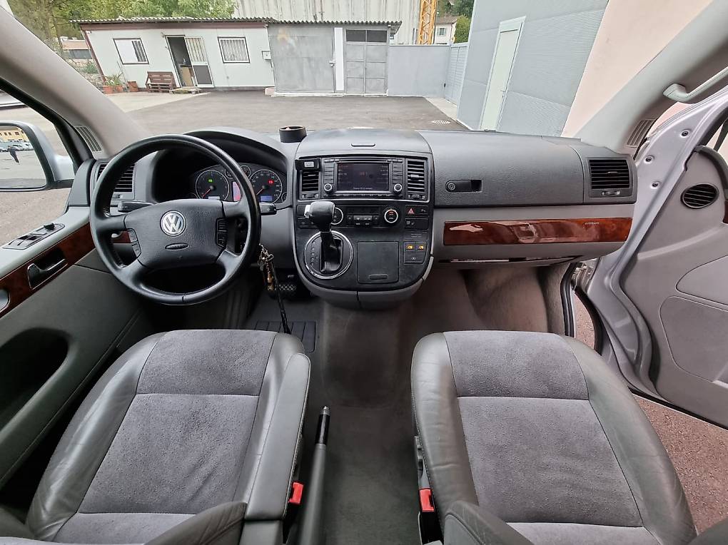 Vw multivan t5 2.5 Cantone Ticino - tutti.ch
