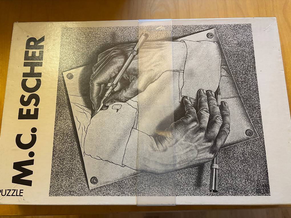 Puzzle "Drawing Hands" von M.C. Escher im Kanton Bern - tutti.ch