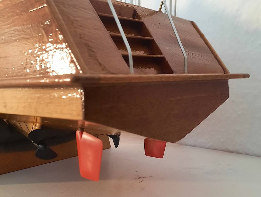 Modellschiff Boot,RC Yacht Holzbau,k. Robbe/Graupner im Kanton Aargau ...