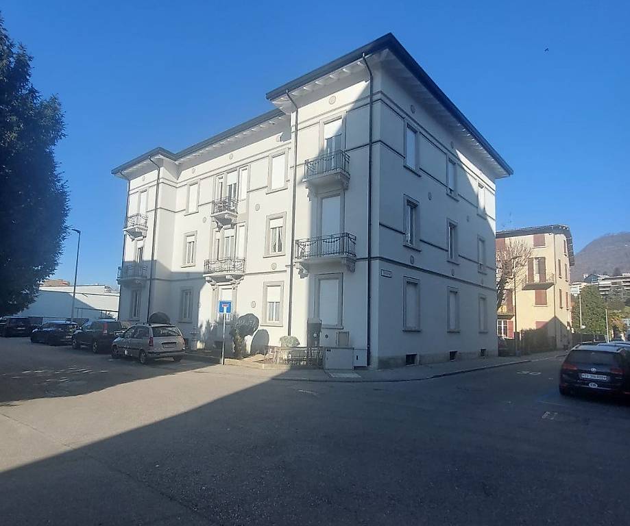 Palazzina in strategica posizione a Chiasso im Kanton Tessin kaufen ...