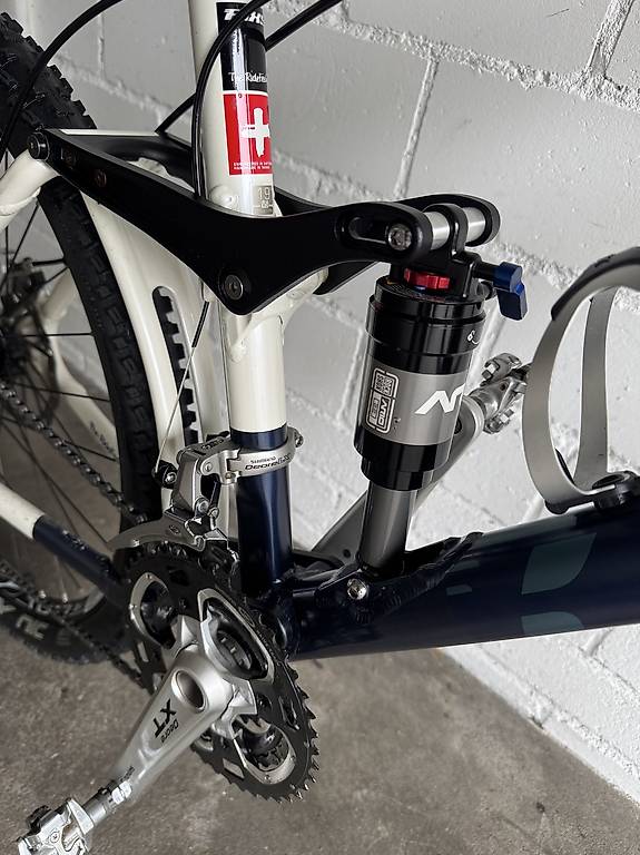 Mountainbike Fully Velo Bixs in sehr gutem Zustand im Kanton Bern ...