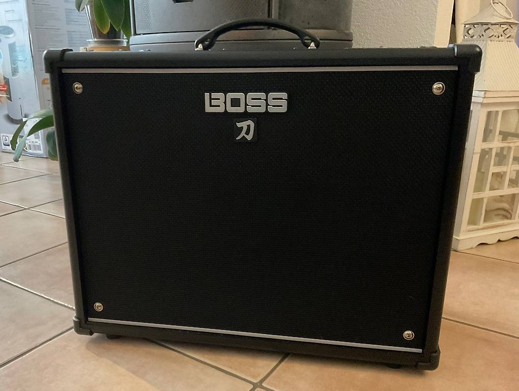 Amplificatore Boss Katana 100 MK1 Cantone Ticino - tutti.ch