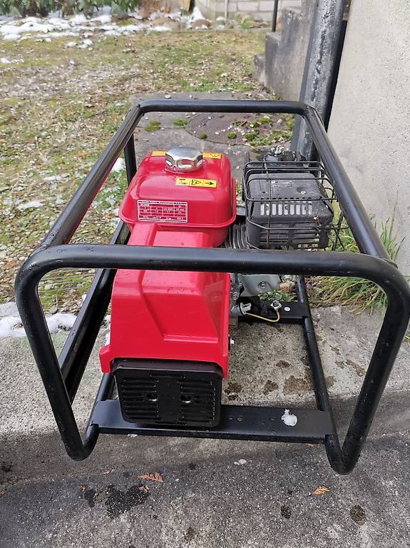 HONDA EC 2000, Stromgenerator im Kanton Bern - tutti.ch