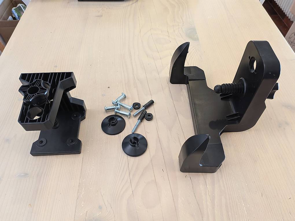 Saitek Pro Flight Yoke und Pro Flight Rudder Peddals im Kanton Zürich ...