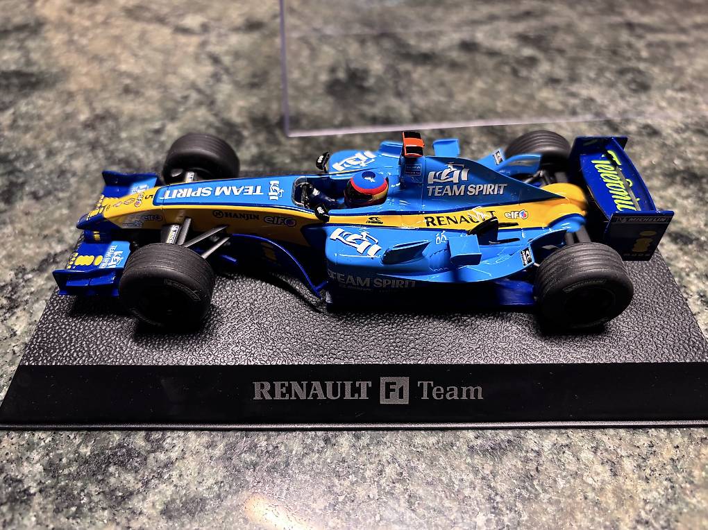 RENAULT F1 2005 Team Spirit No5 Alonso Scalextric im Kanton Bern - tutti.ch